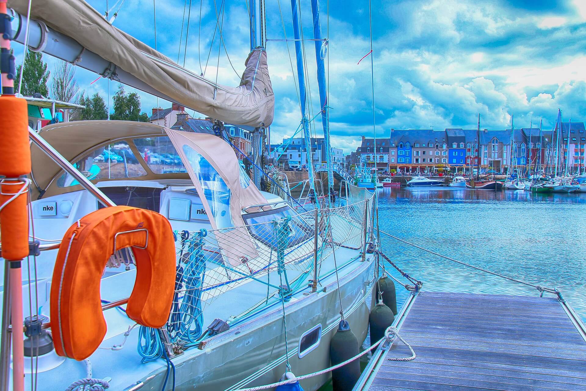 How to Set Up Your Boat for Scuba Diving - Yacht Cruising Lifestyle
