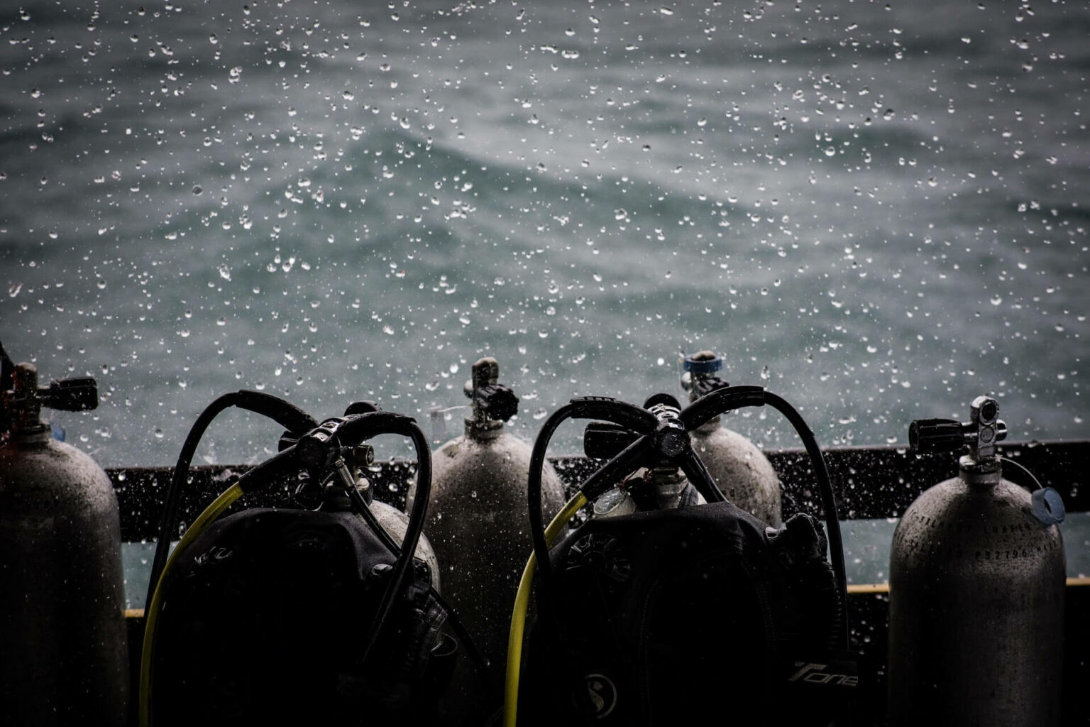 How to Set Up Your Boat for Scuba Diving - Yacht Cruising Lifestyle